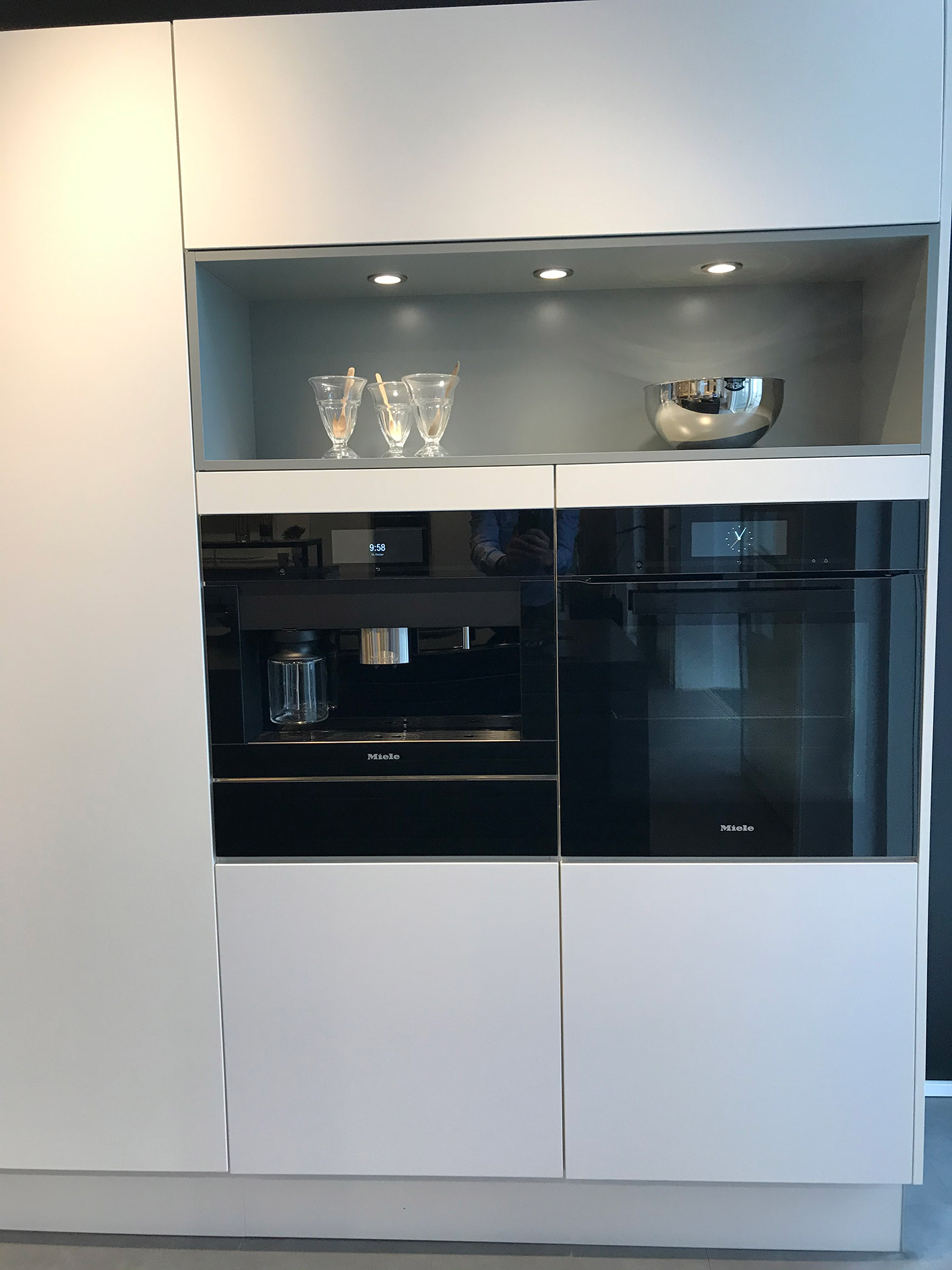 Svane Køkkenet Kolding | Nyt køkken, bad og opbevaring i Kolding